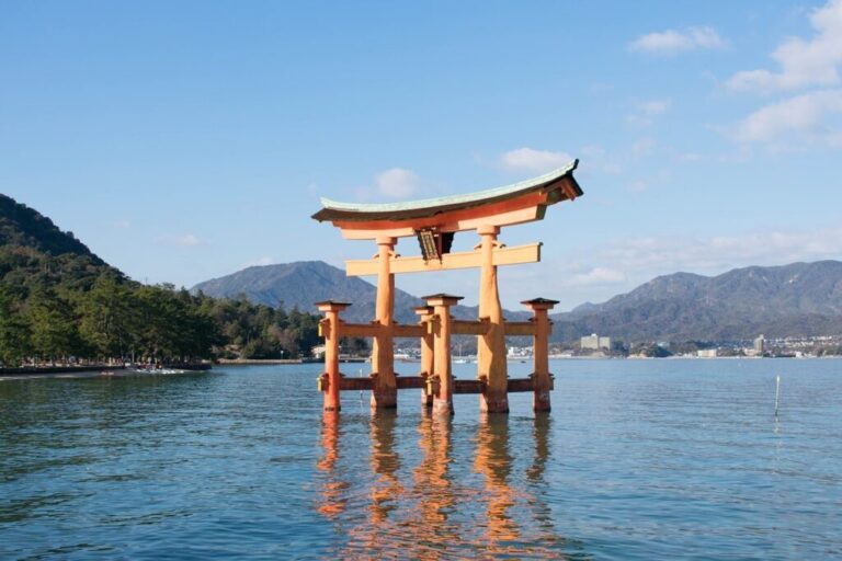 厳島神社の混雑状況｜時期・時間帯・場所などを徹底解説 | Banzokuの鳥&旅ブログ